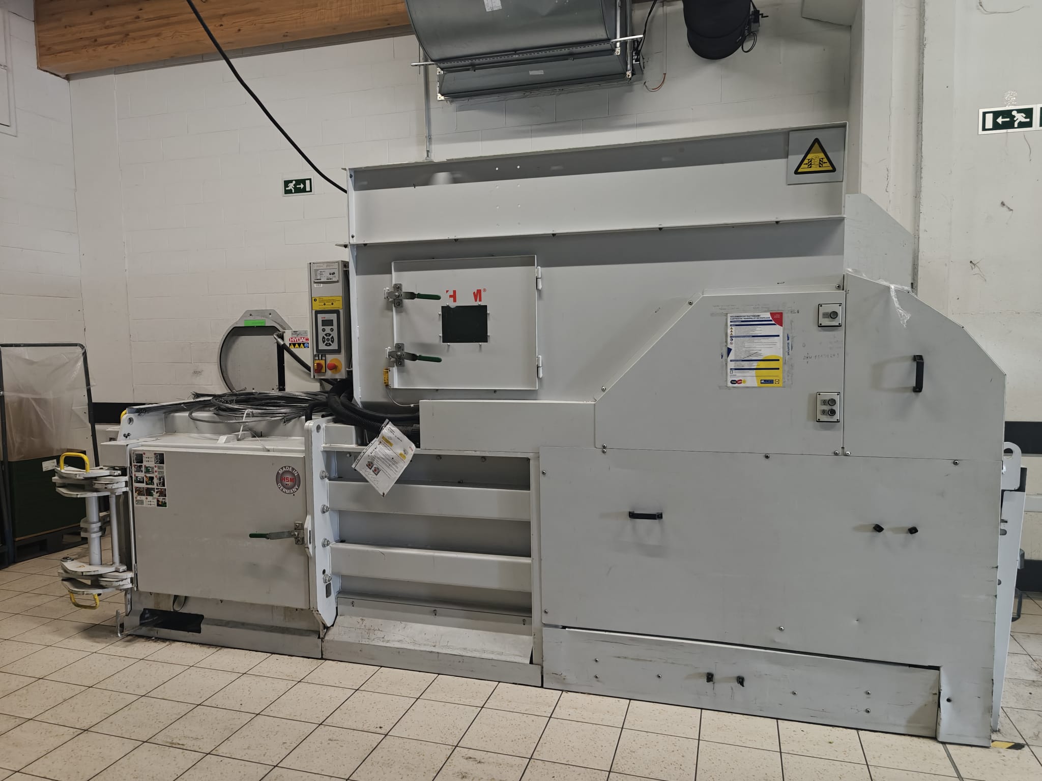 Horizontal baler HSM HL4809 Li For sale used second hand 2nd hand ...