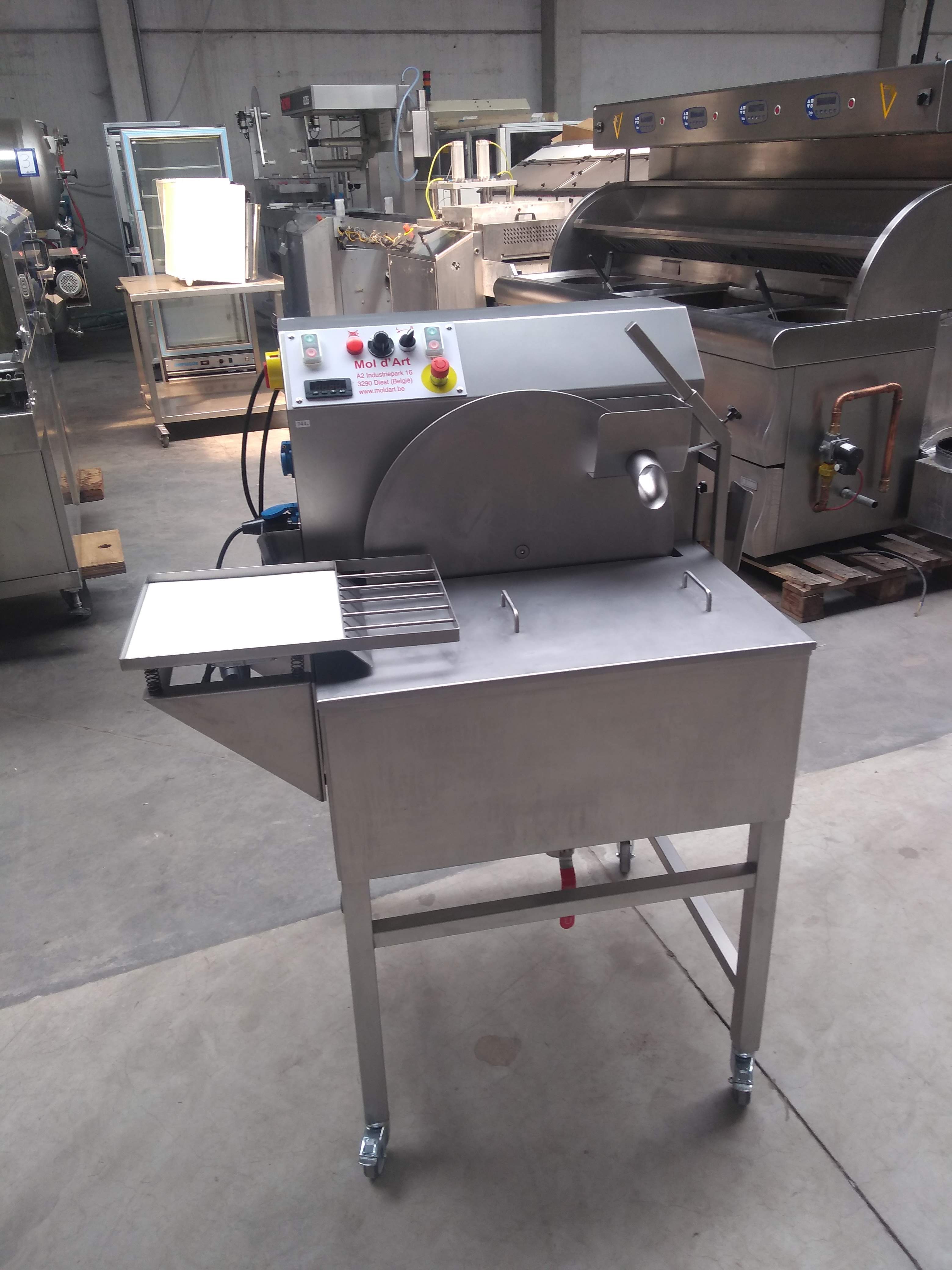 Chocolade gietmachine Mol d'art tweedehands te koop | Bart Rotsaert ...